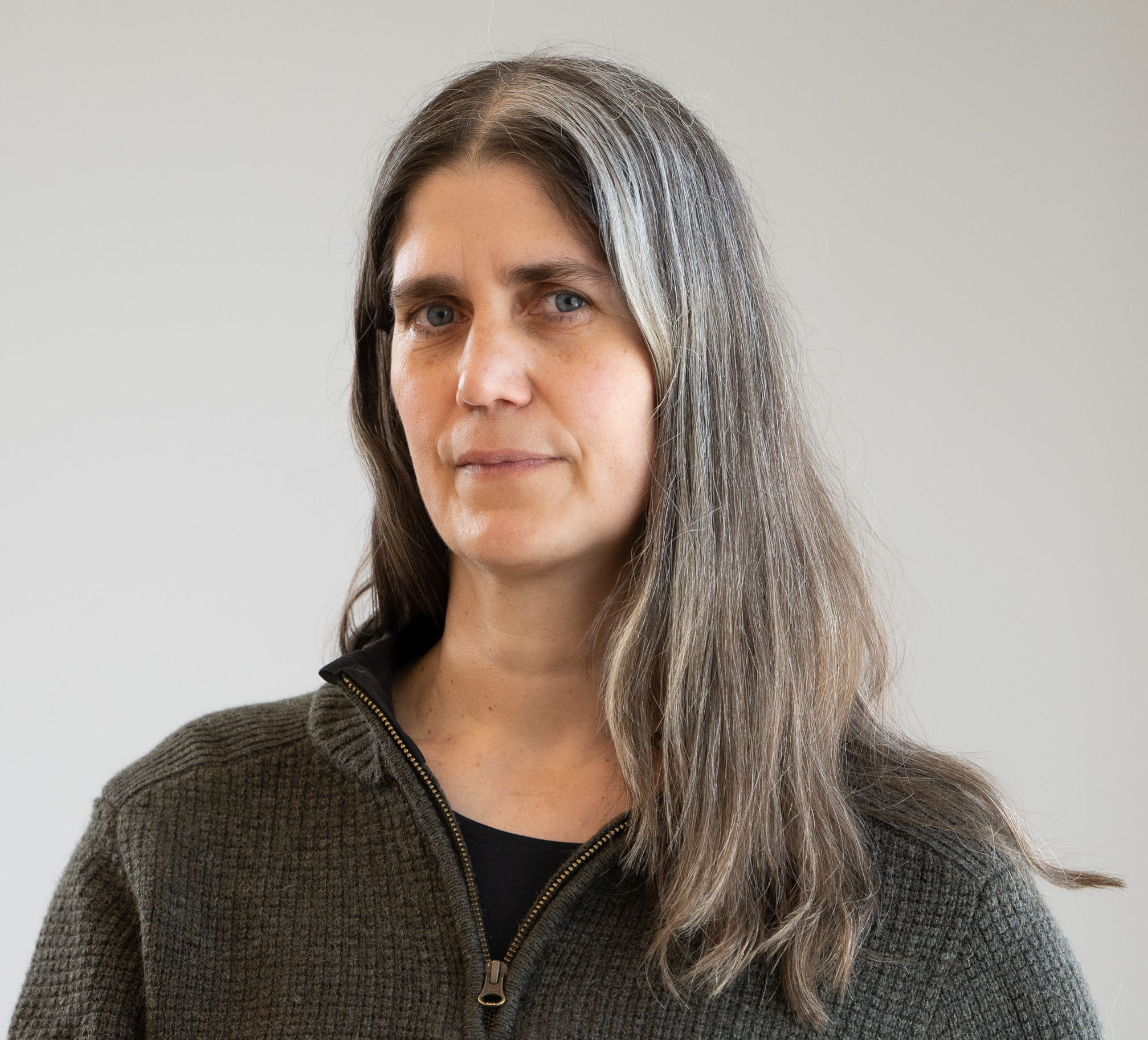 Heidi E. Jones - Central Africa IeDEA